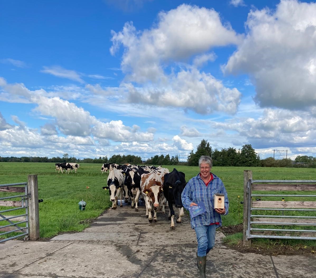 Dag van de Boerin: 110 boerinnen feestelijk verrast | Vreugdenhil Dairy ...